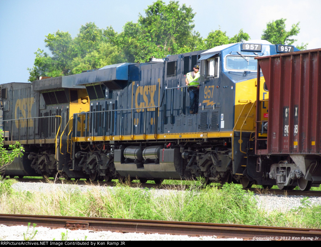 CSX 957